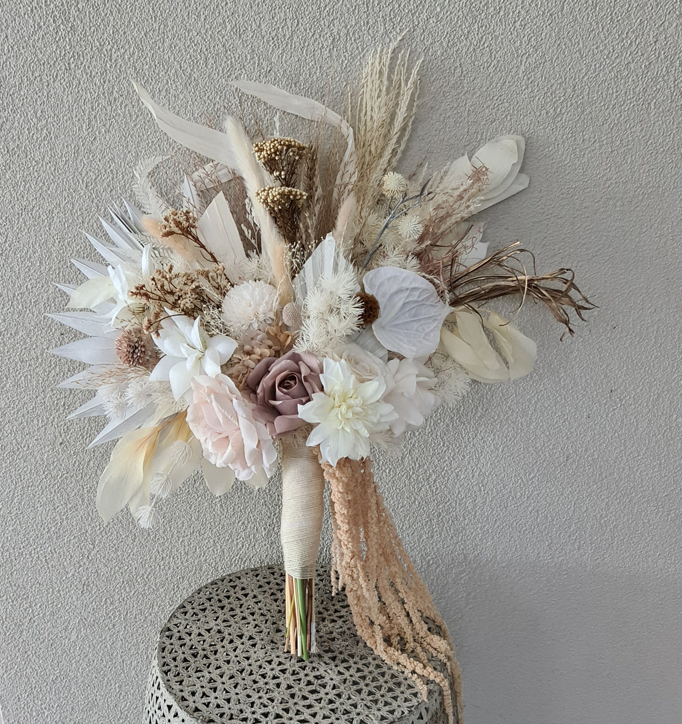 Bridal bouquet & matching buttonhole – Amazing Blooms AU
