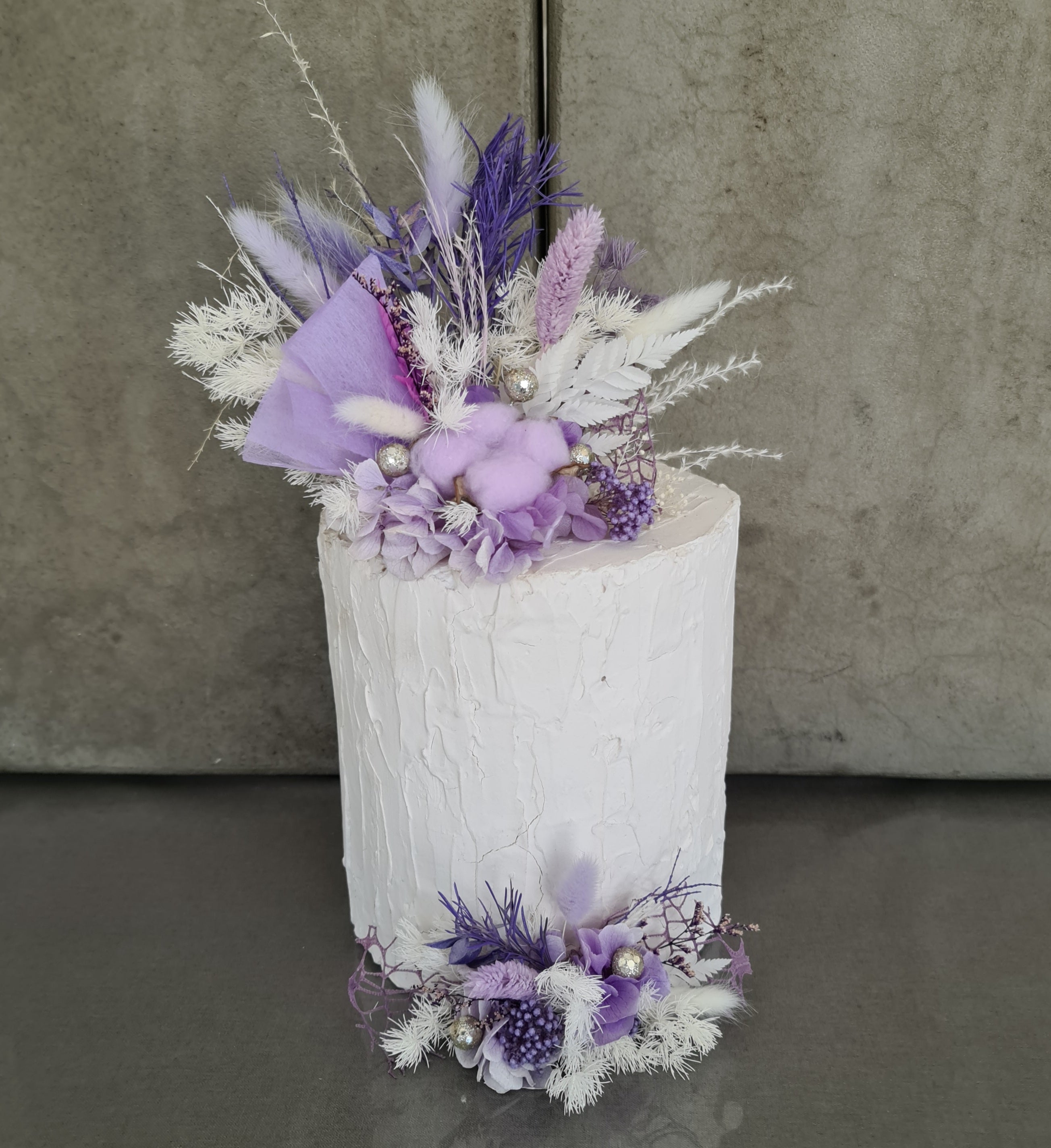 Double Everlasting flowers cake topper in purple – Amazing Blooms AU