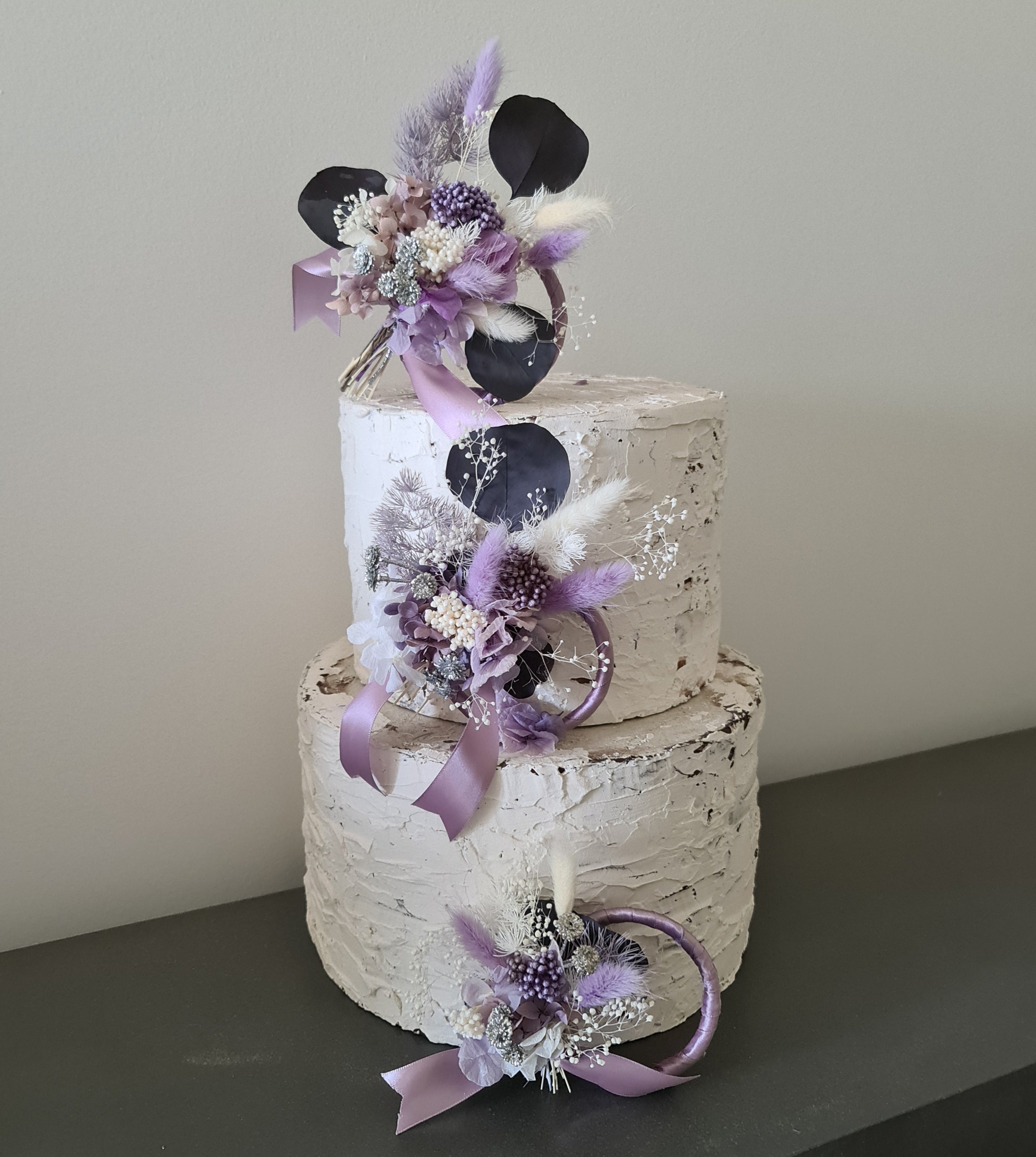 Preserved flowers - triple cake toppers / rings – violet, purple ...