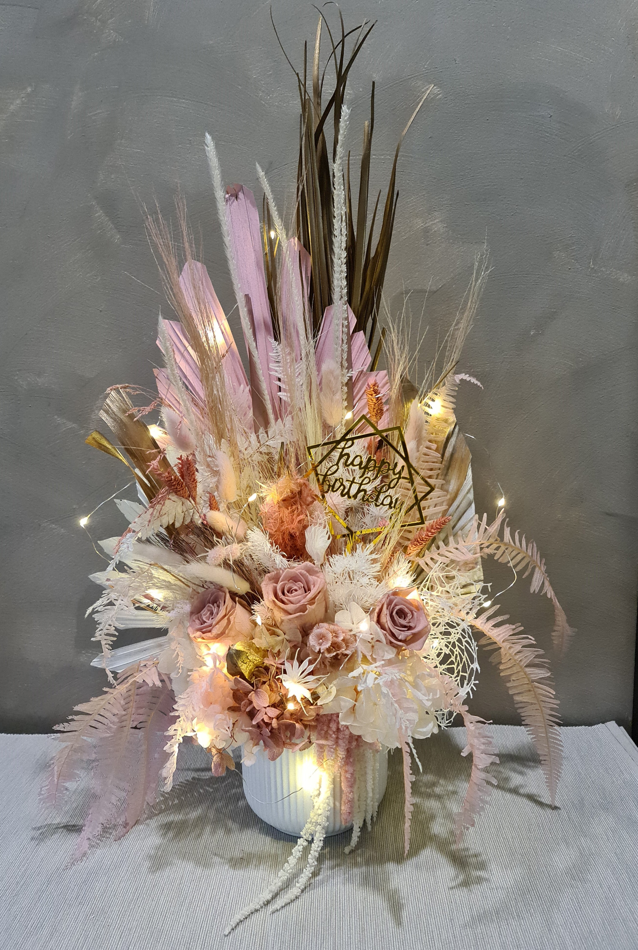 X - Dusty pink and neutral everlasting flowers with lights – Amazing ...